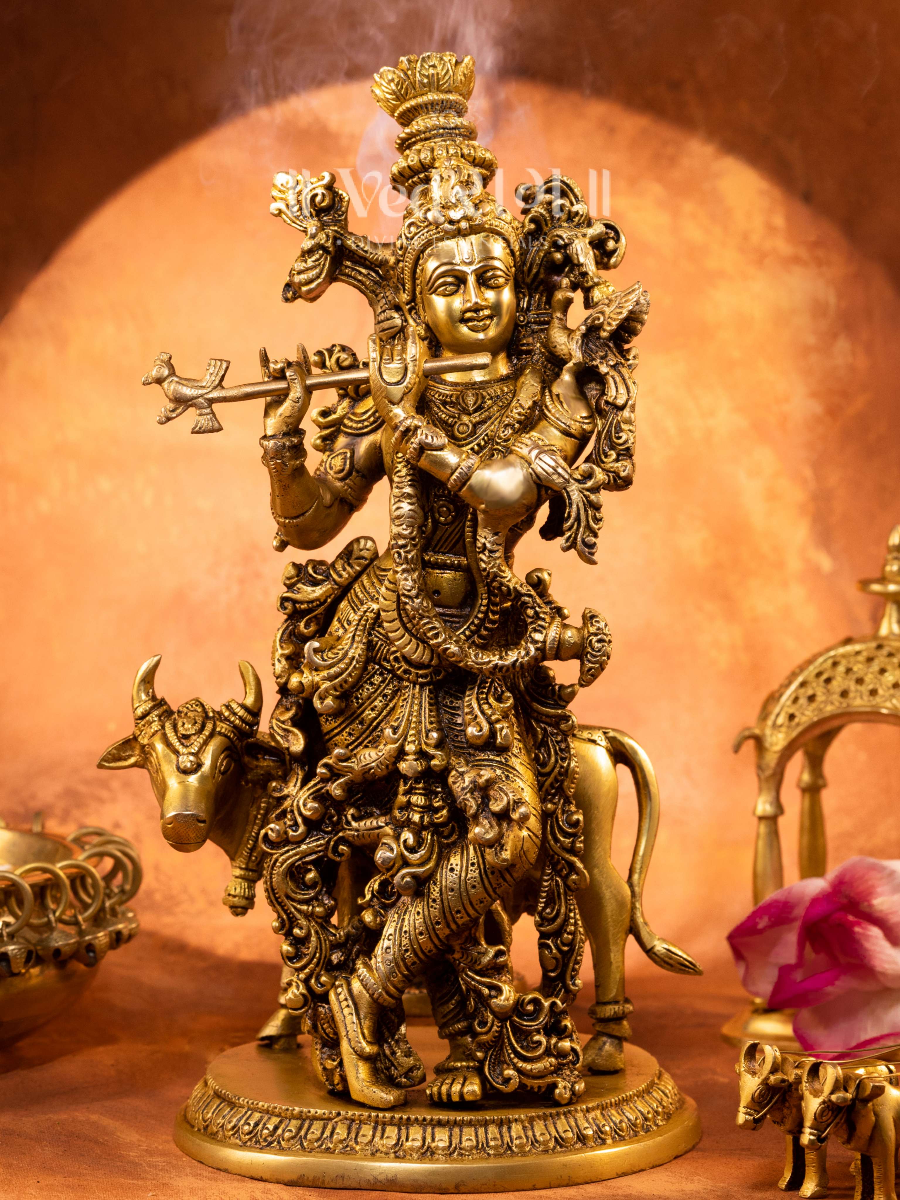 Buy Lord Krishna Idols: Celebrate the Charm of Krishna – Vedraag Divine ...